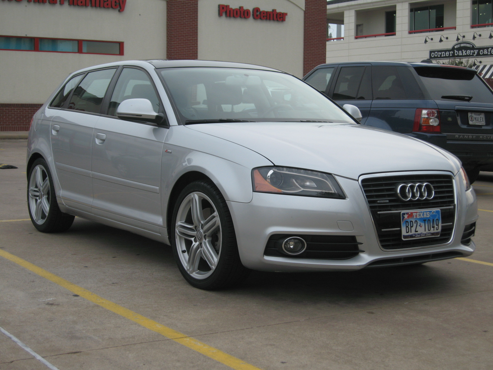 2010 Audi A3 Pictures CarGurus 2010-audi-a3-pictures-cargurus