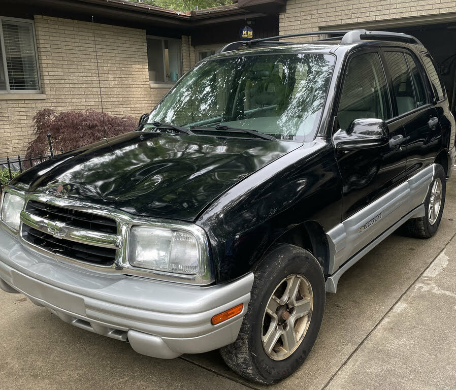 Used 2002 Chevrolet Tracker for Sale (with Photos) - CarGurus