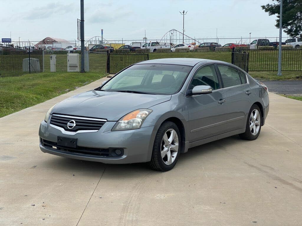 Used 2009 Nissan Altima 3.5 SE for Sale (with Photos) - CarGurus