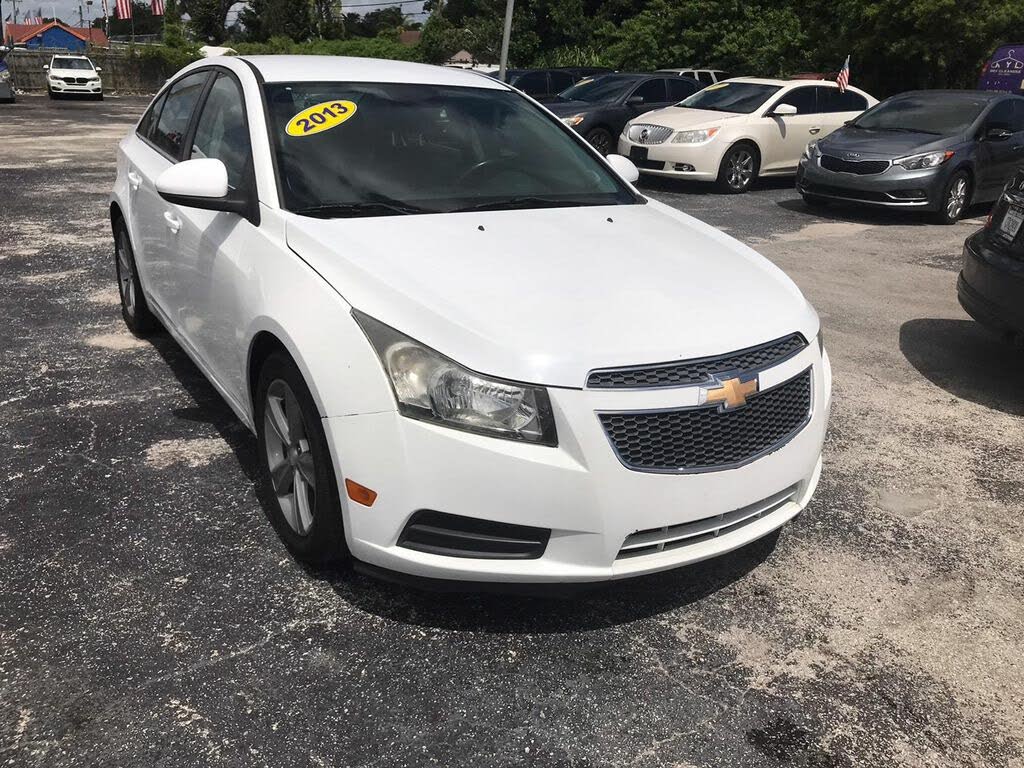 Chevrolet Cruze 2022 White