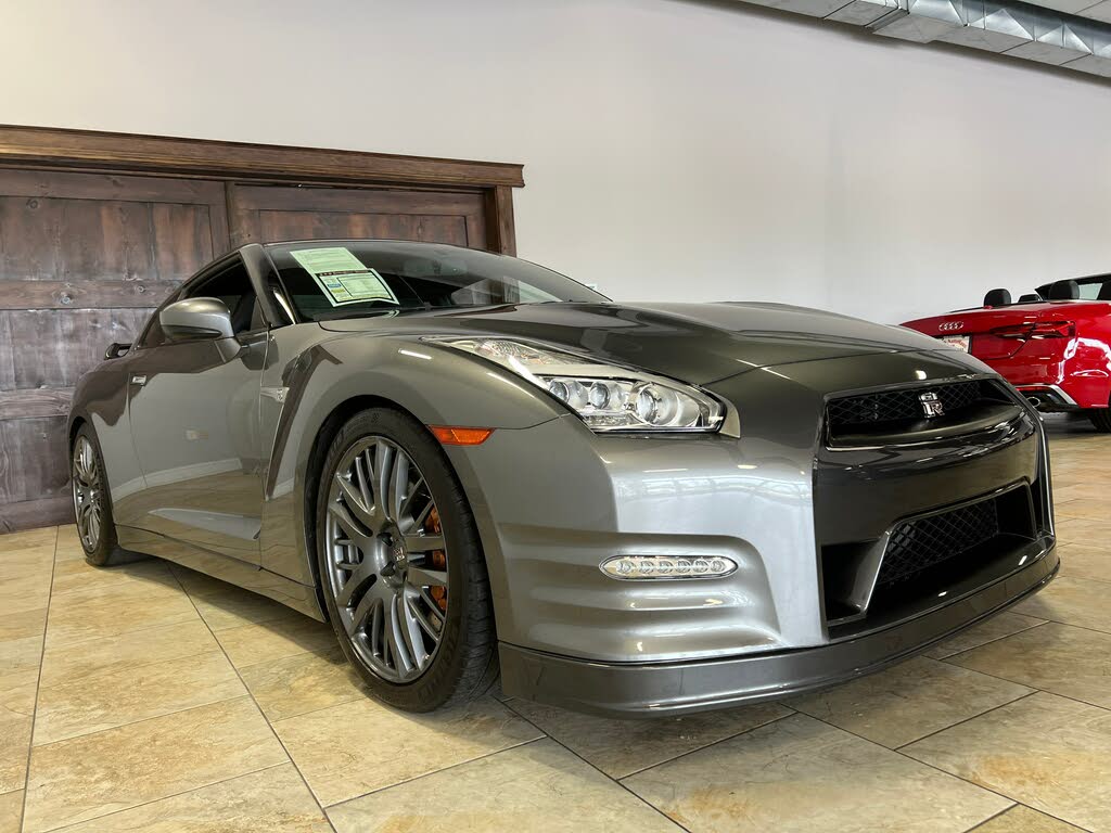 Used Nissan GT-R for Sale (with Photos) - CarGurus