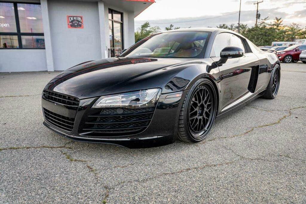 Used Audi R8 for Sale (with Photos) - CarGurus
