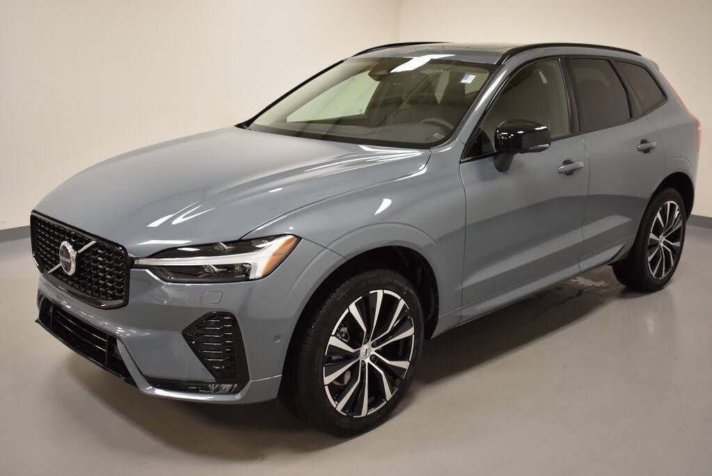 2023-Edition B5 Plus Dark Theme AWD (Volvo XC60) for Sale in Cleveland ...
