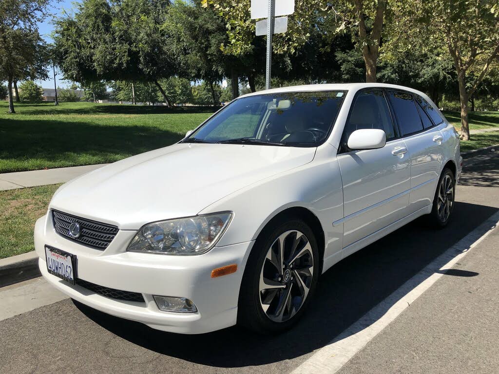Used Lexus IS 300 SportCross Wagon RWD for Sale (with Photos) - CarGurus