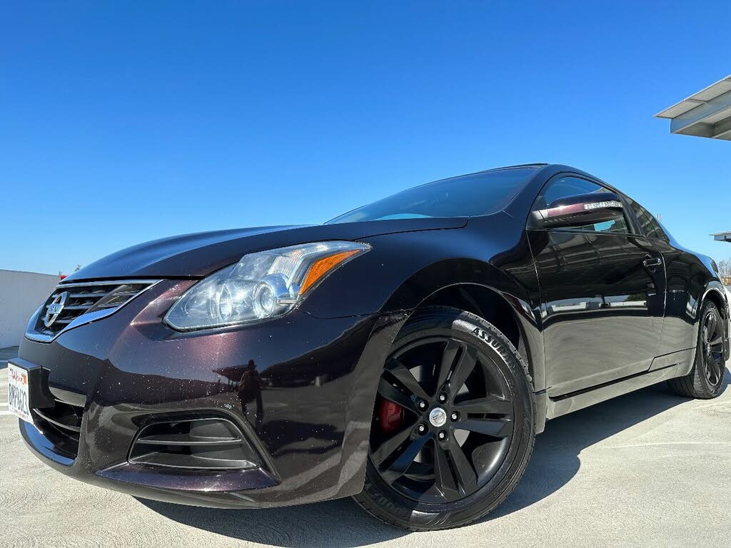 Nissan Altima Coupe Black Rims