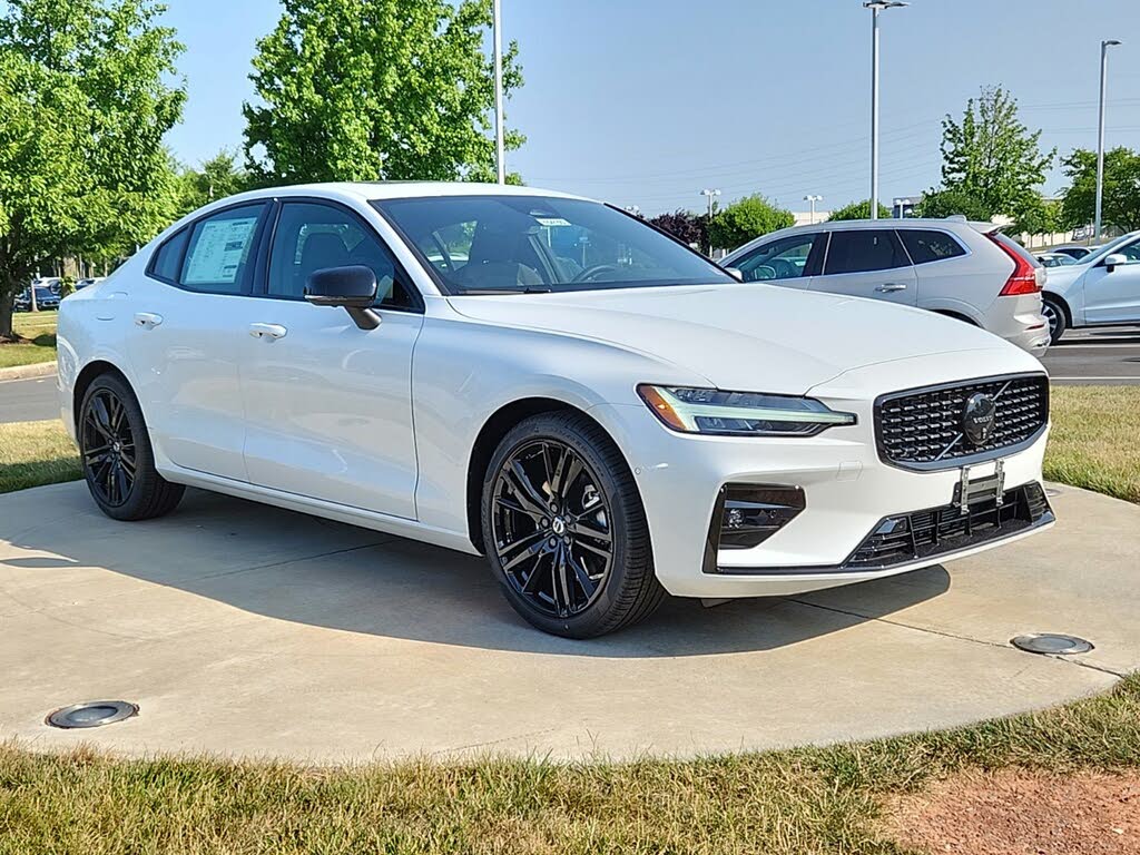 Used 2024 Volvo S60 B5 Plus Black Edition FWD for Sale in Harrisburg ...