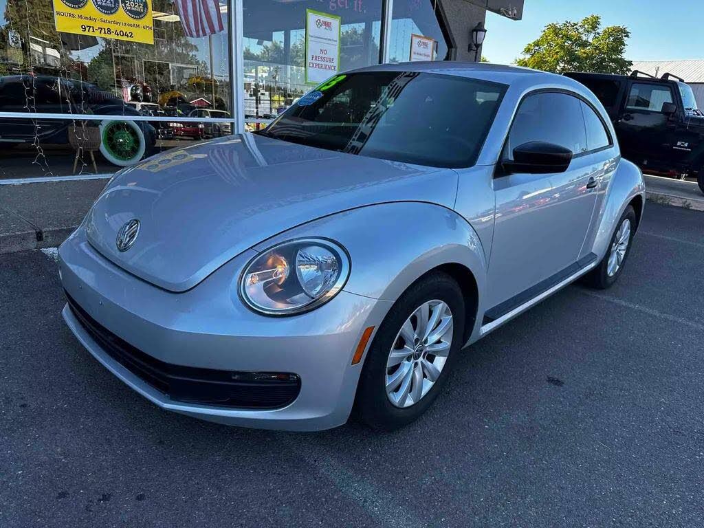 Volkswagen Beetle 2022 Blue