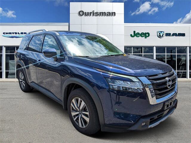 2022 Nissan Pathfinder Blue