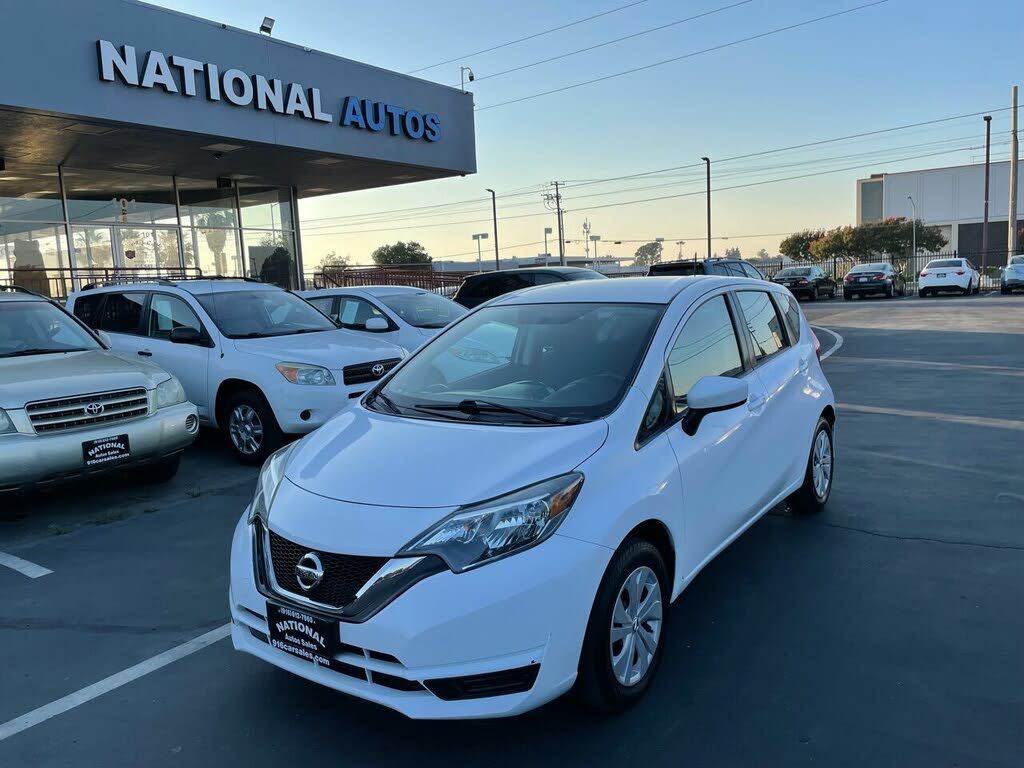 Nissan Versa Note White