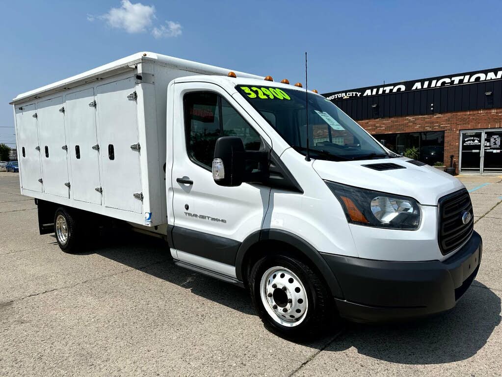 Used 2016 Ford Transit Chassis 350 HD 9950 GVWR 156 DRW RWD for Sale ...