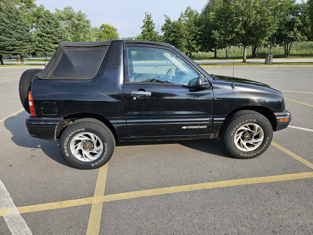 Geo Tracker 4 Door 4x4