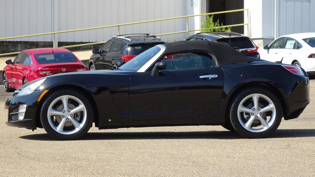 Saturn Sky Black