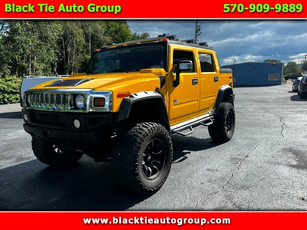 Yellow Hummer H2 Sut