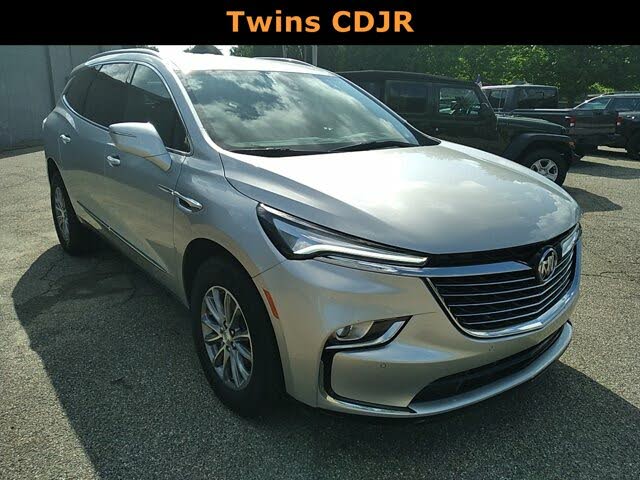 2022 Buick Enclave Silver