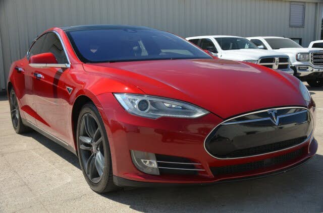 Tesla Model S P85 Red