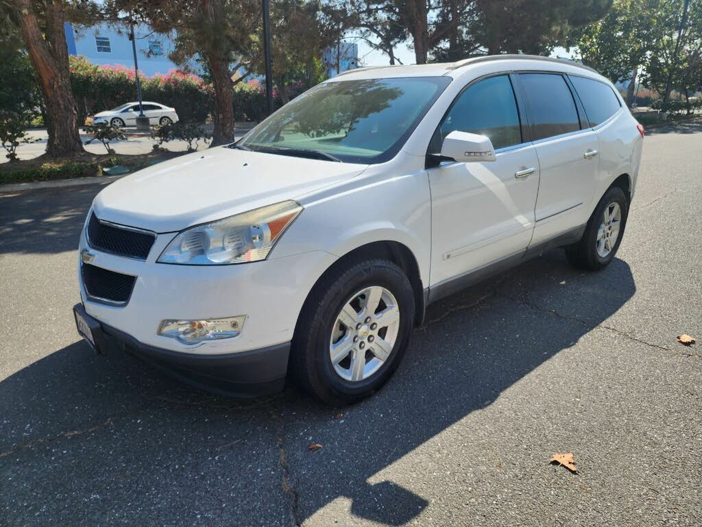 Used 2009 Chevrolet Traverse for Sale (with Photos) - CarGurus