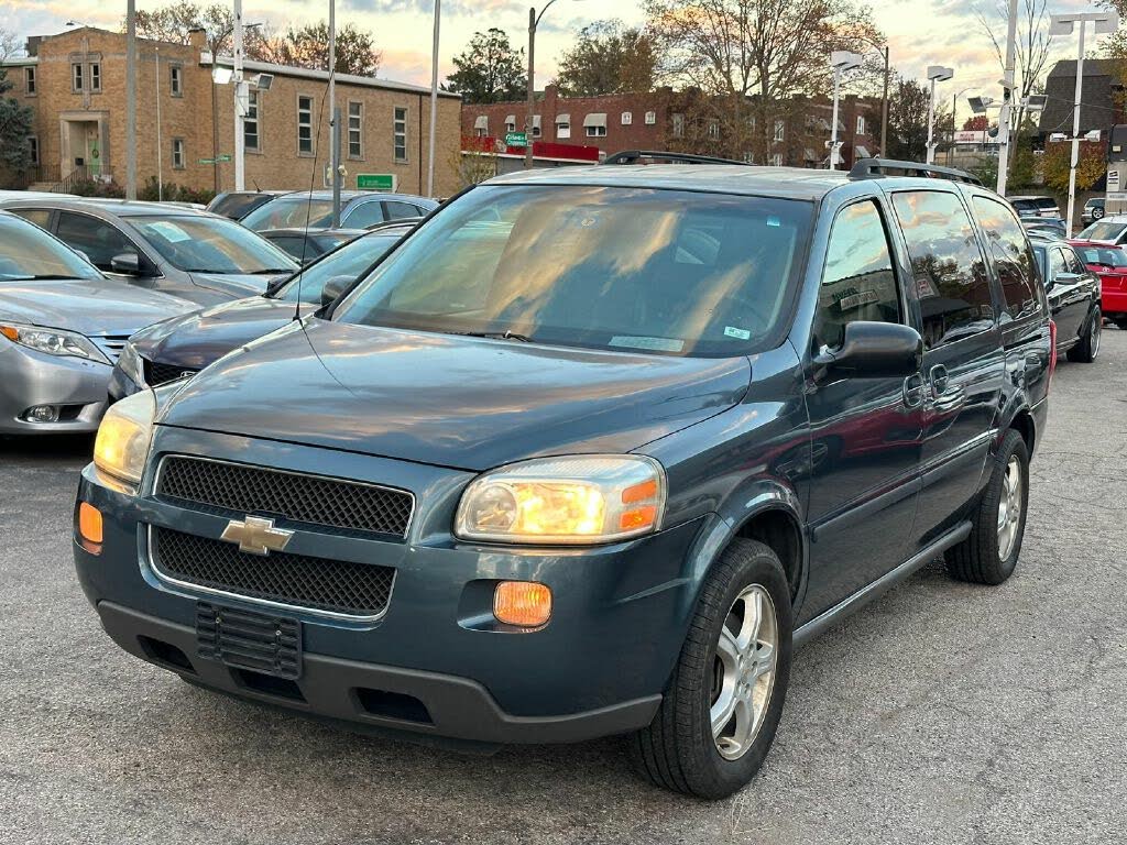 Chevrolet Uplander Interior