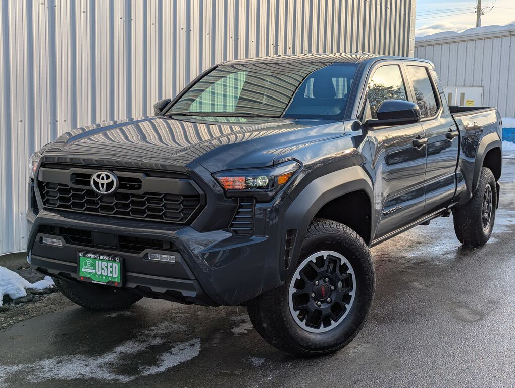 Used 2023 Toyota Tacoma for Sale Near Me (with Photos) - CarGurus.ca