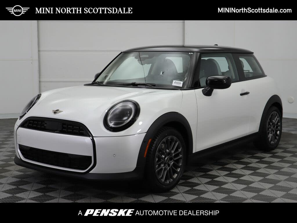 Used MINI Cooper Signature Trim 2-door Hatchback for Sale near Milford ...