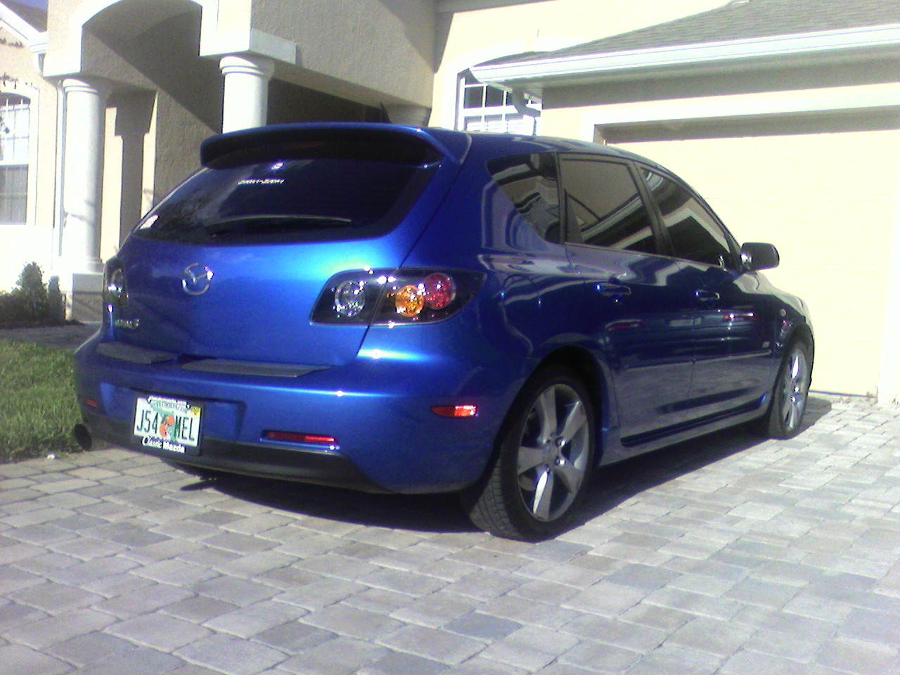 2004 Mazda 3 S