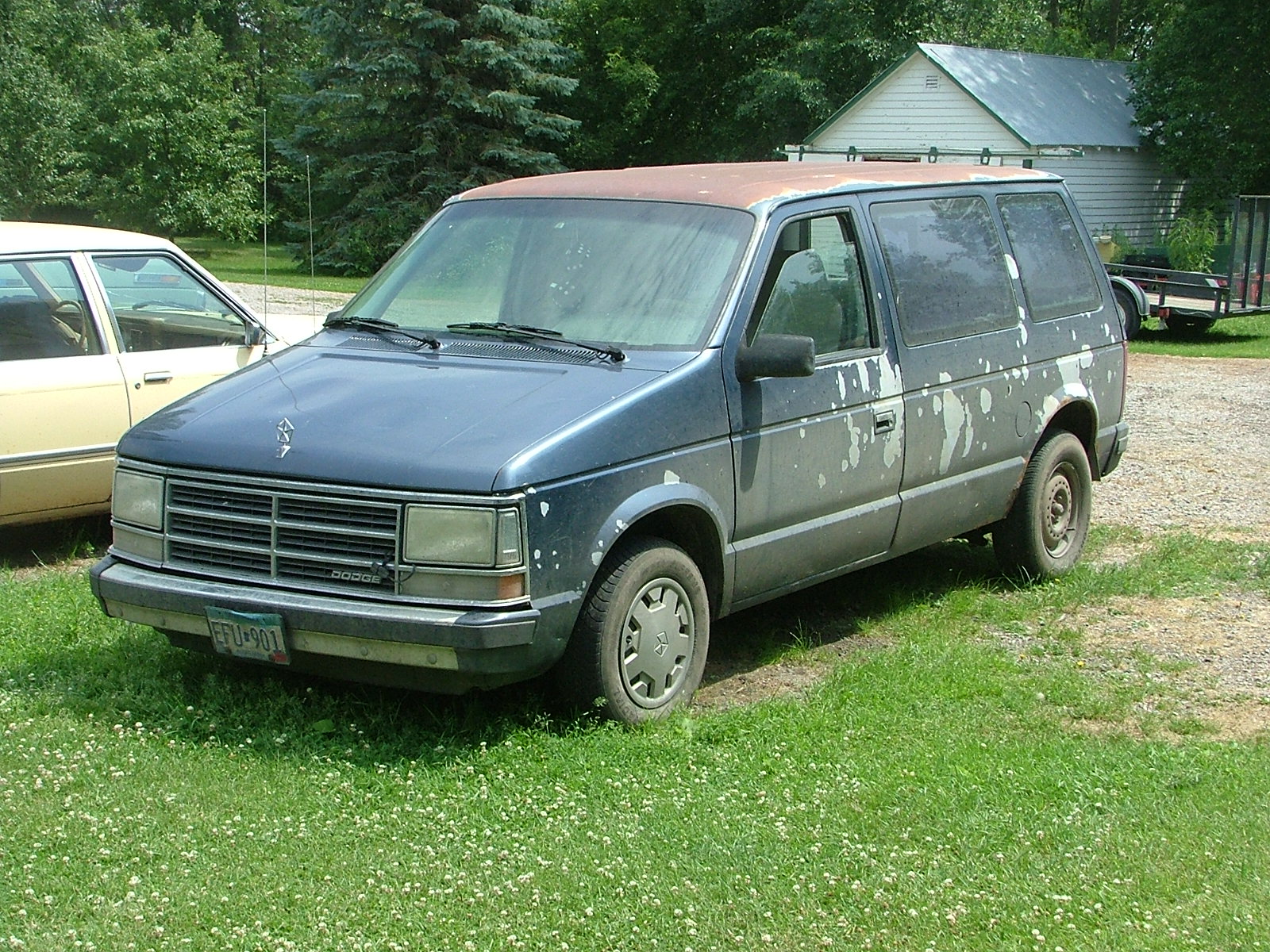 Dodge Grand Caravan 3.3 (1990)