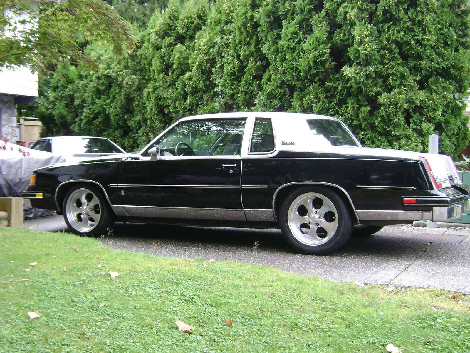 Oldsmobile Cutlass Supreme (1987)