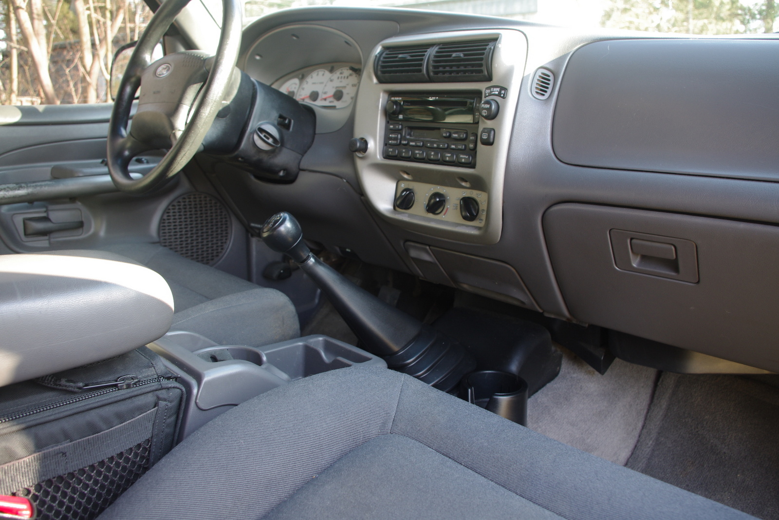 2002 Ford Explorer Sport - Interior Pictures - CarGurus