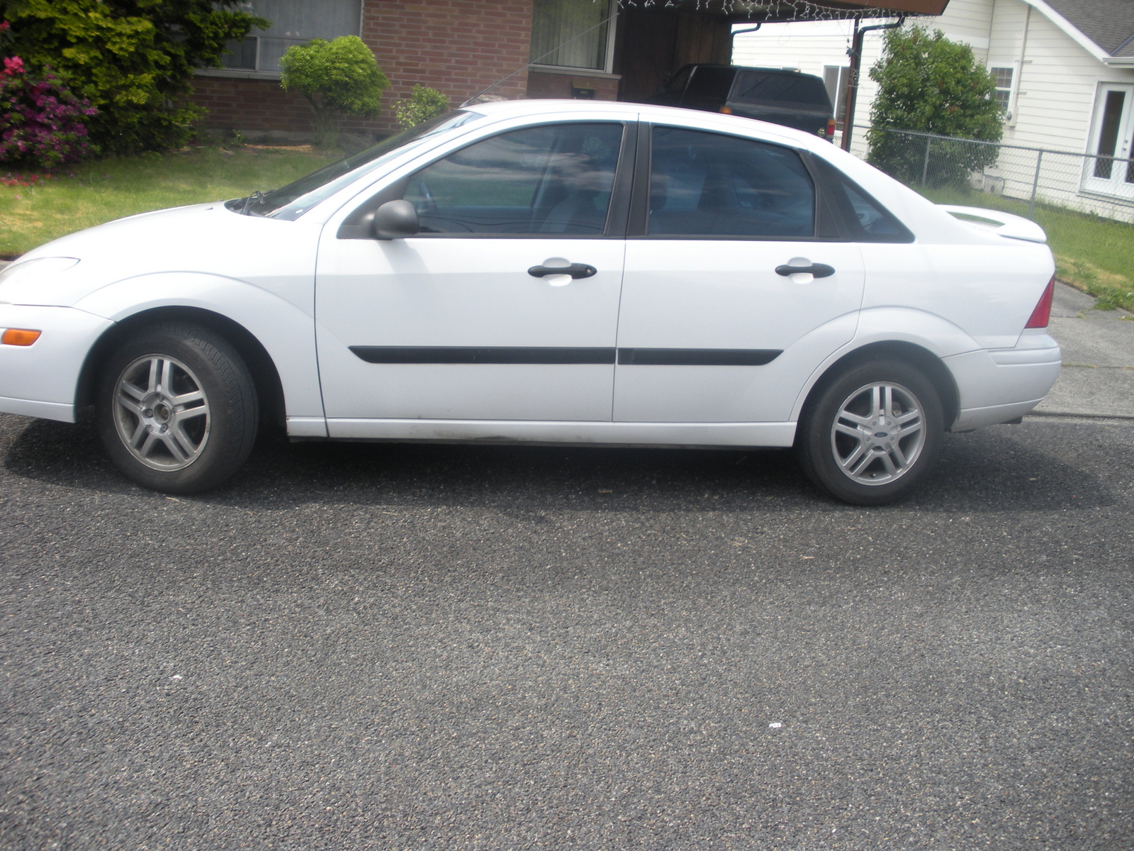 2000 Ford Focus - Exterior Pictures - CarGurus