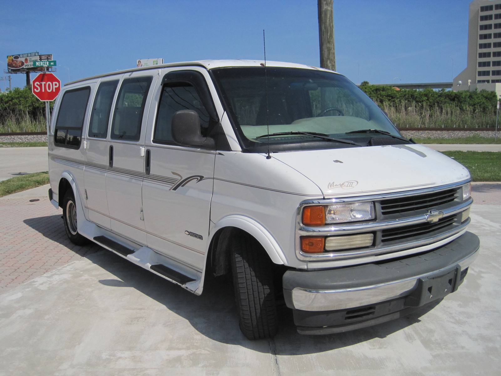 2000 Chevrolet Express - Pictures - CarGurus