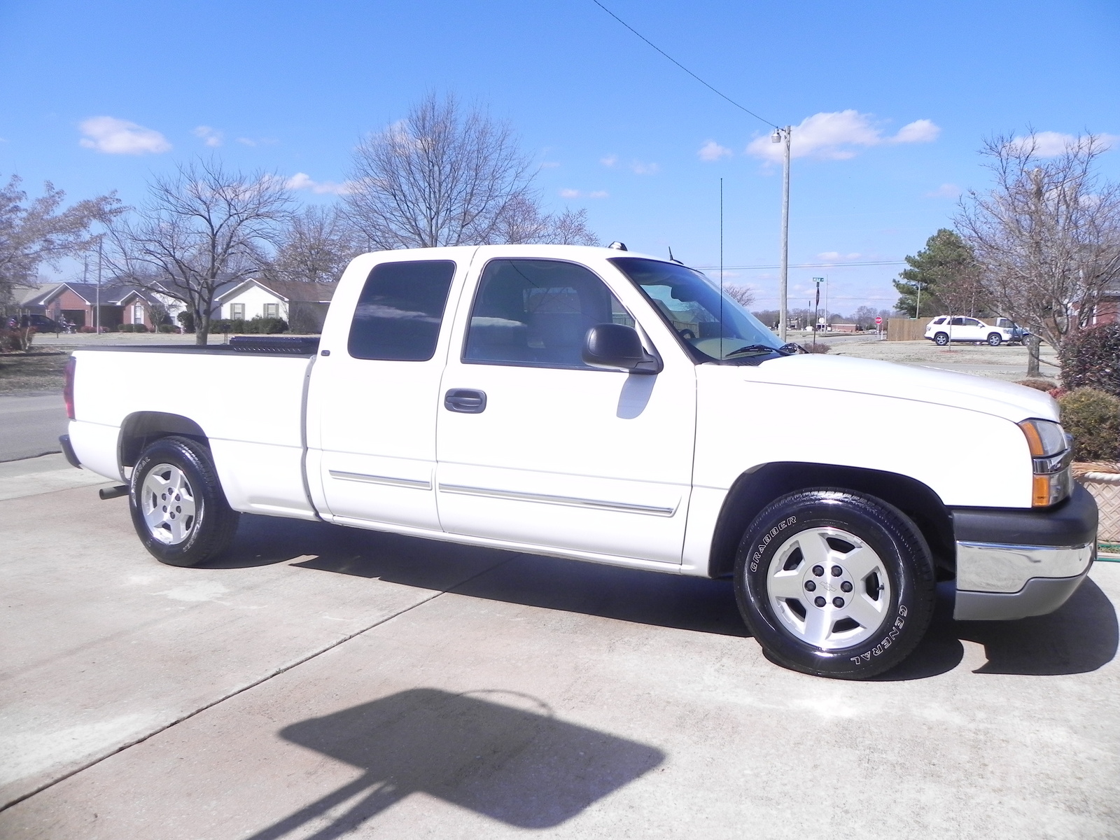 2005 Chevrolet Silverado 1500 - Overview - CarGurus