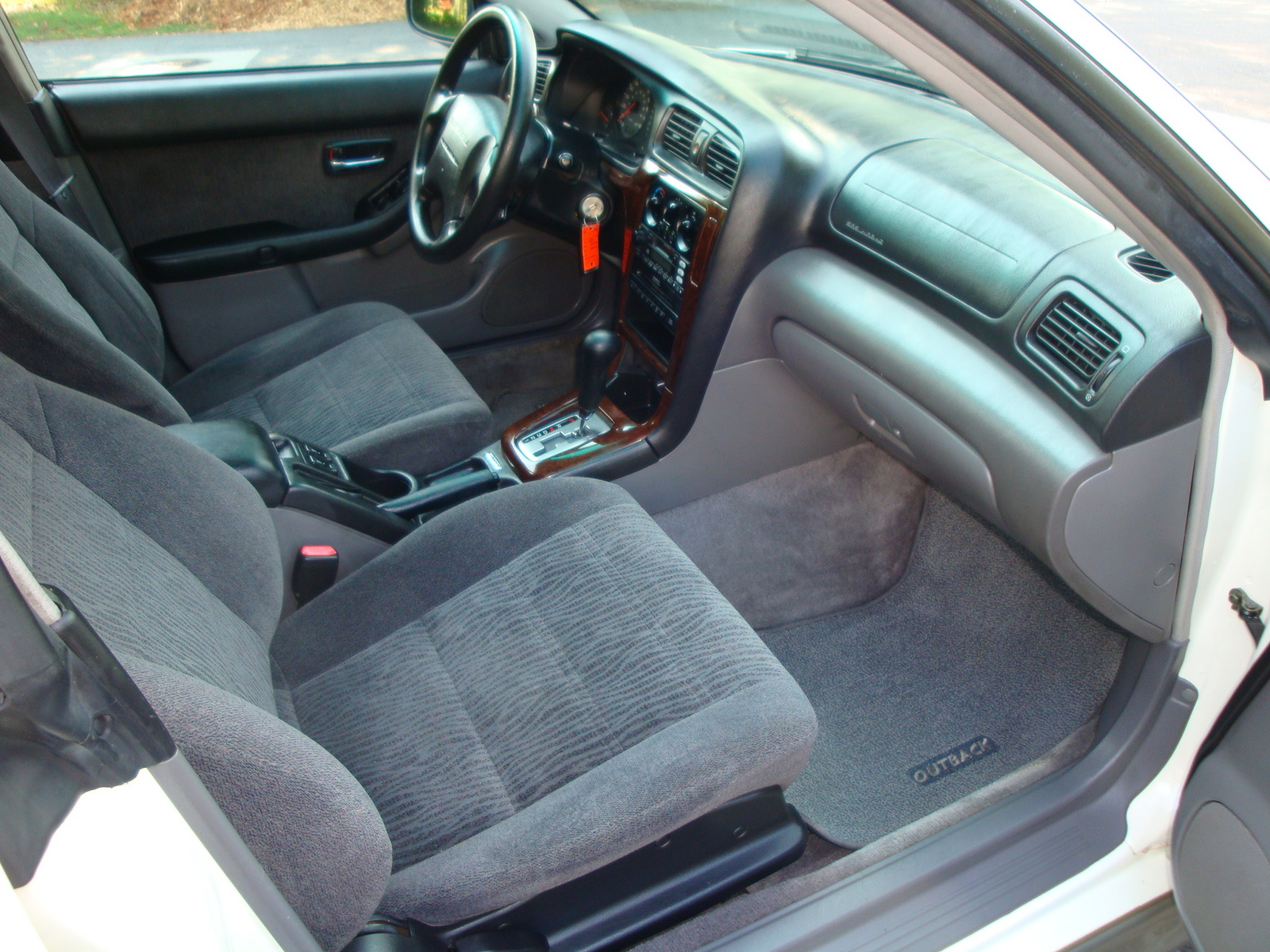 2000 Subaru Outback Wagon Interior