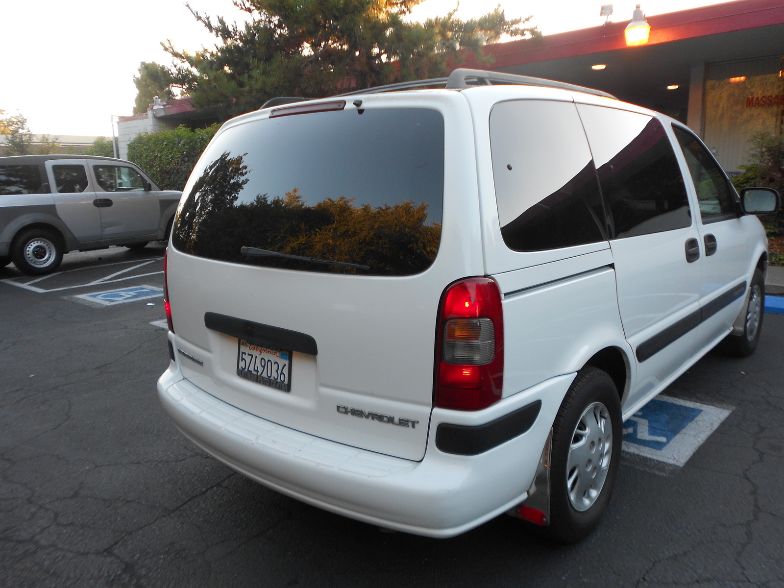 1999 Chevrolet Venture - Overview - CarGurus