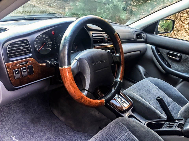 2000 Subaru Outback Wagon Interior