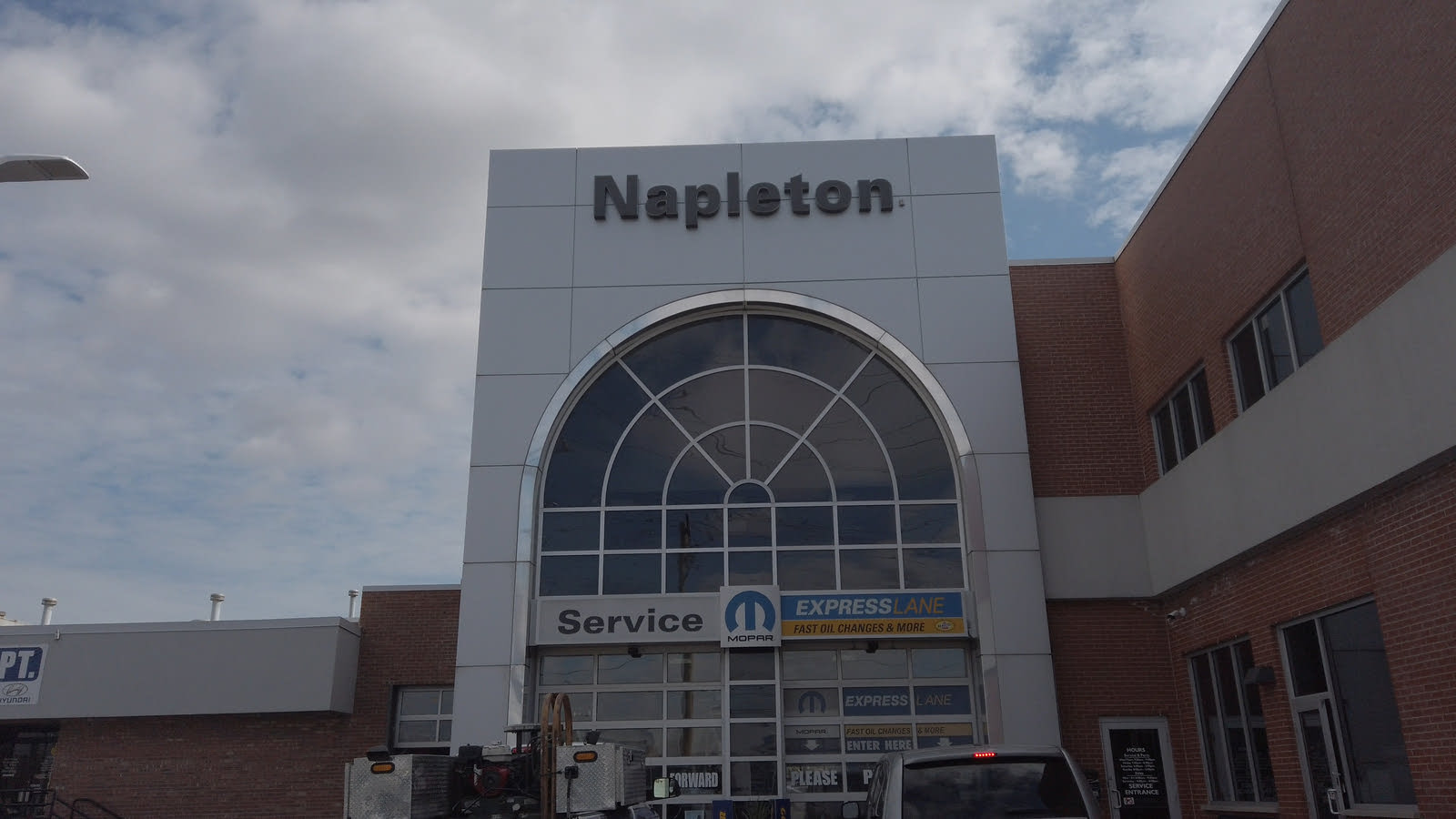 Napleton's River Oaks Chrysler Jeep Dodge Ram - CarGurus